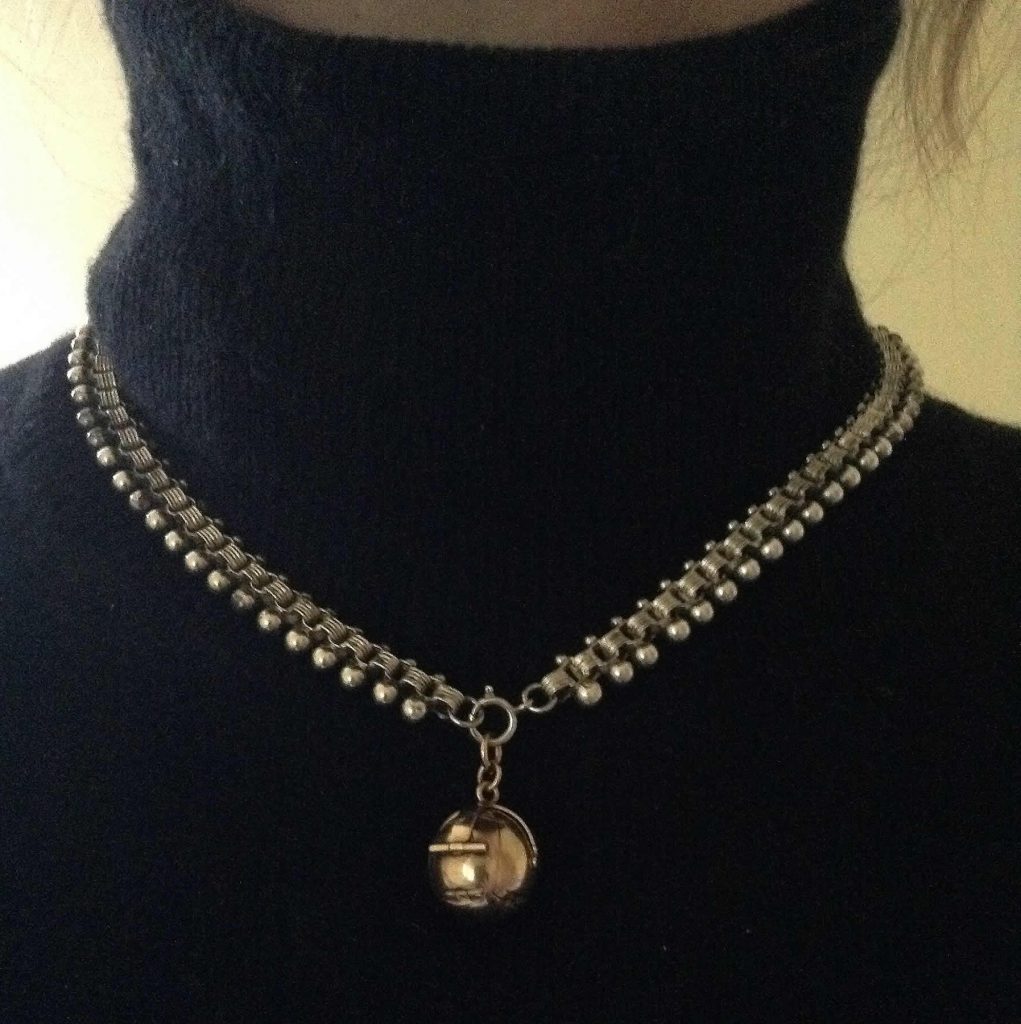 Victorian ornate silver collar | Antique Jewellery Box