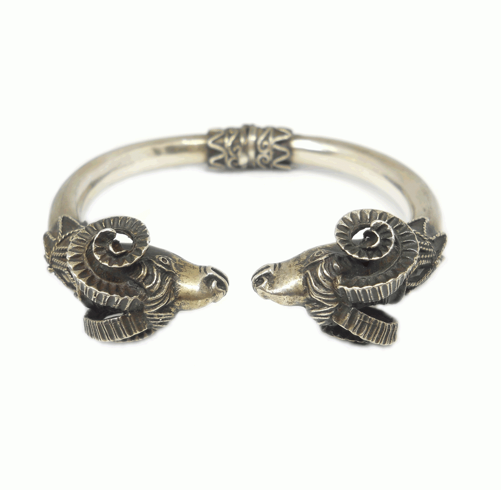 Double ram's head silver bracelet | Antique Jewellery Box